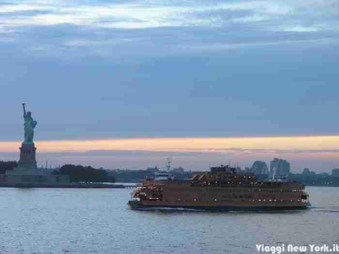 【Isla De Ellis En Nueva York: Cómo Visitarla Y Qué Ver】 — Guia De Viaje